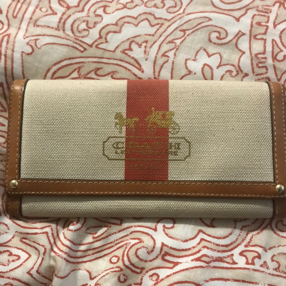 Coach Resort Wallet - Gem